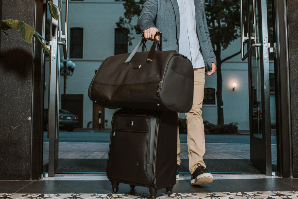 Benefits Of Buying Suitcase Set – Everything Becomes Fashion